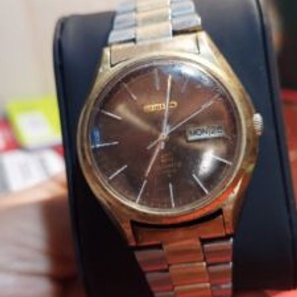 Seiko 4004 Quartz Mens Vintage Gold Dress Watch 1970s | WatchCharts ...