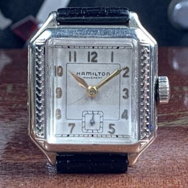 1929 HAMILTON SQUARE â Bâ MANâ S ANTIQUE WATCH KEEPS TIME Prepped4Movie ...