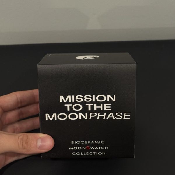 Swatch x Omega Moonswatch Mission To The Moonphase Snoopy Black with ...