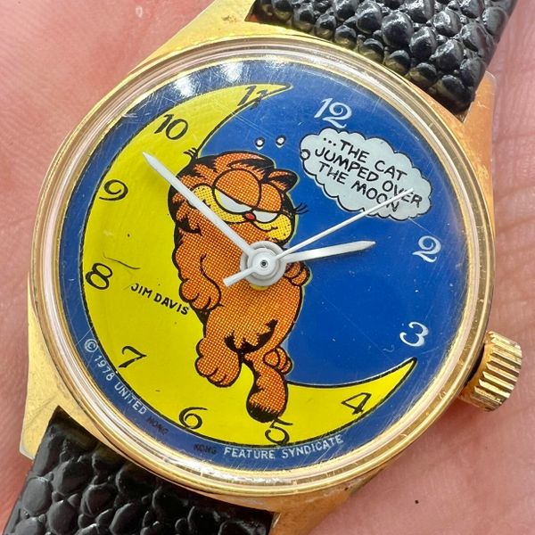 [WTS] 1976 Manual Wind Garfield Character Watch | WatchCharts Marketplace