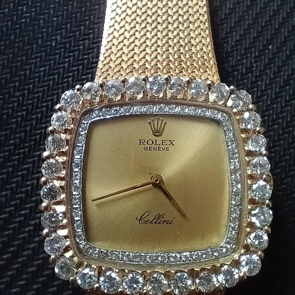 Female Solid Gold Watch | WatchCharts Marketplace