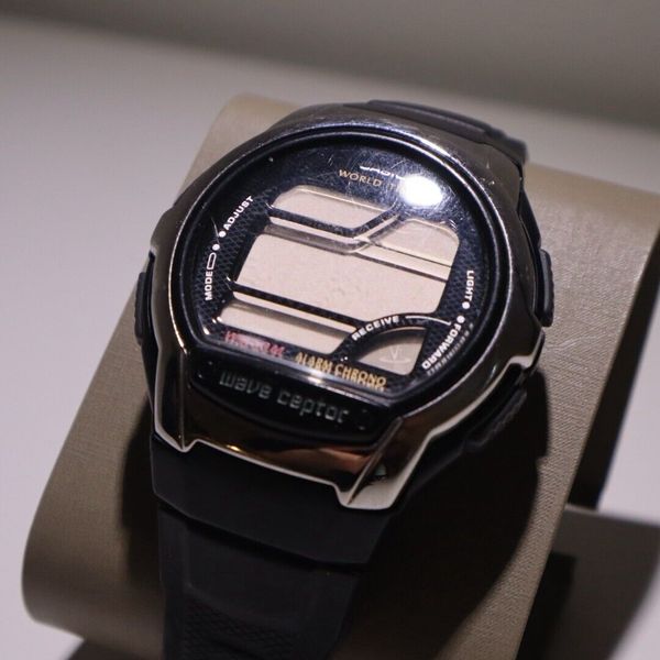 Casio WV-58A Wave Ceptor Illuminator Alarm Chrono Digital Quartz Watch ...