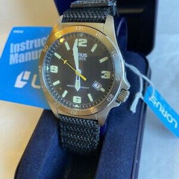 Gents Lorus/Seiko Lumibrite Sports Watch. RXH93DX9. Brand New and Boxed ...