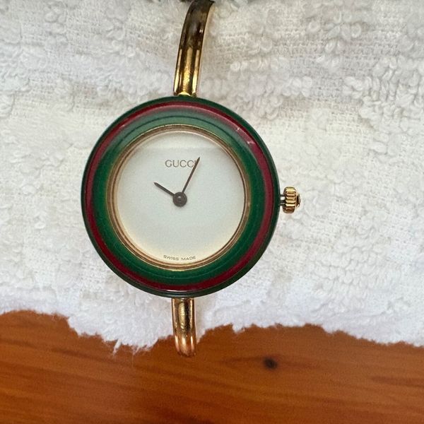 GUCCI Changeable Bezel 18 Colors Quartz Women Gold Watch - New Battery ...