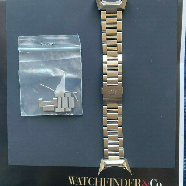 Tag Heuer Connected Modular 41 Titanium Bracelet BF0609 + Charging unit ...