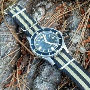 Helson skindiver full kit + extra straps | WatchCharts