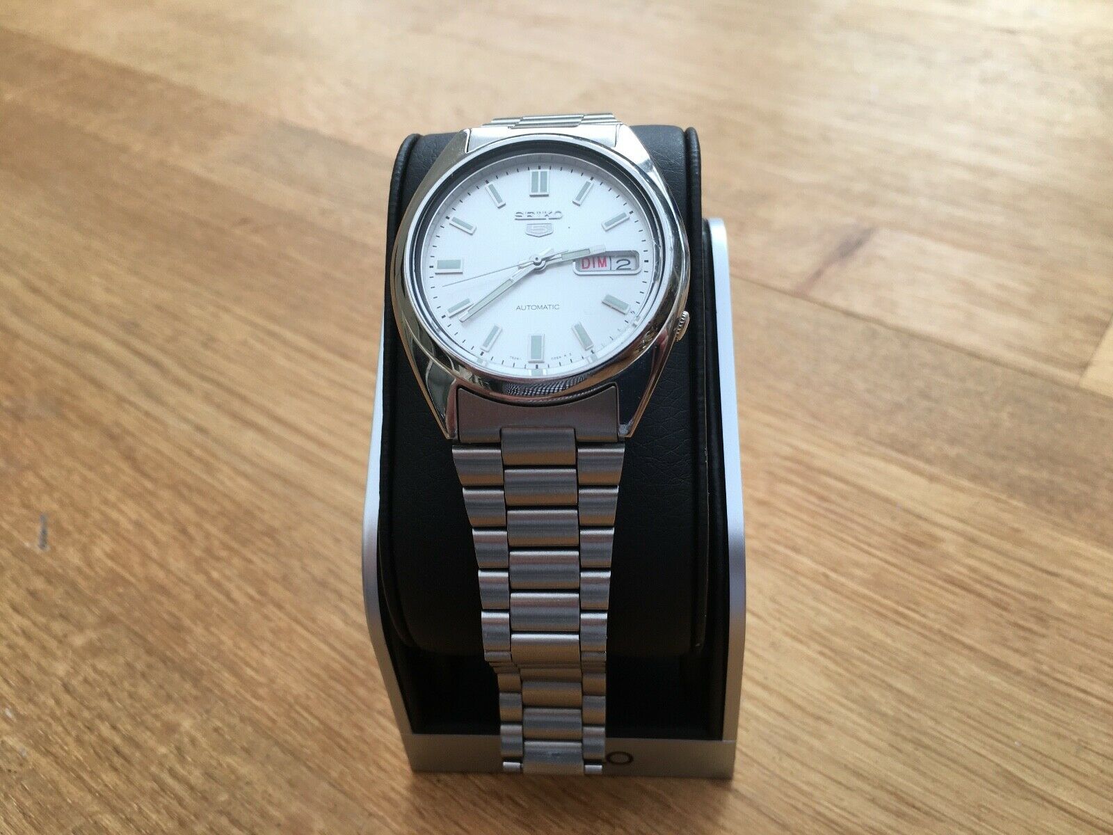 SEIKO 5 SNXS73K automatic men's watch with silver-grey dial | WatchCharts