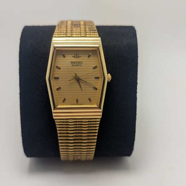 SEIKO Quartz Galaxy Hex dial V701-5J80 Watch Gold Japan | WatchCharts ...