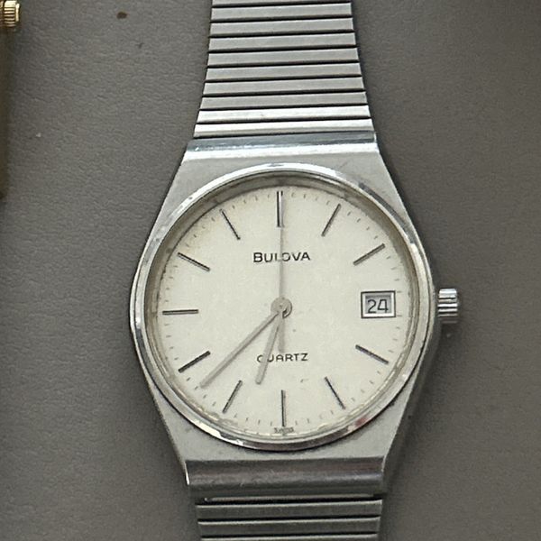 Five Vintage Quartz Watches (Bulova, Lip-Le Figaro, Timex, Accurist ...