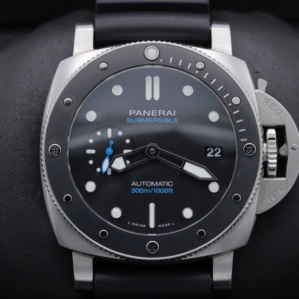 FSOT: Panerai Submersible - PAM 683 - Black Dial - 42mm - Mint 2021 ...