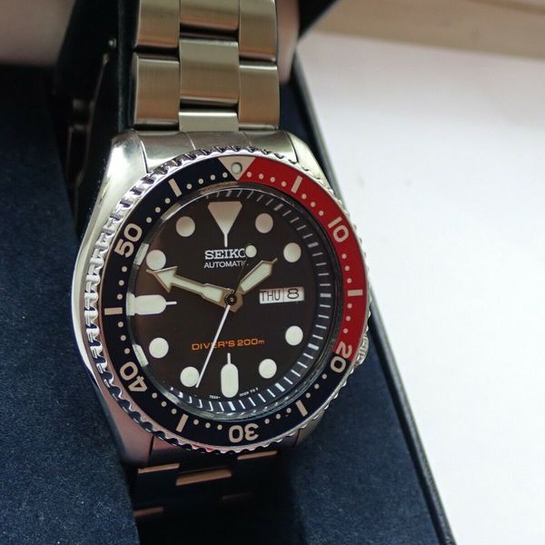 Seiko SKX009 Diver’s 200m Automatic Pepsi Bezel Oyster Watch SKX009 Box ...