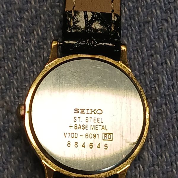 Vintage Seiko V700-6091 Ladies Watch 26MM New Battery New Black Leather ...