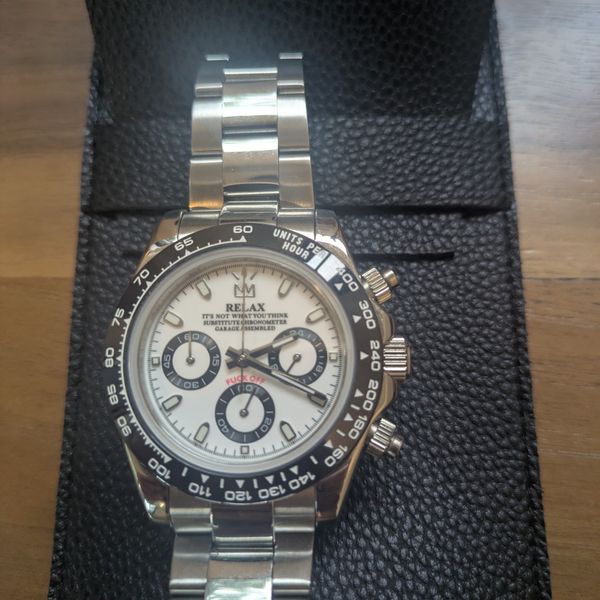 40mm Relax White Chronograph Seiko NH Watch | WatchCharts Marketplace