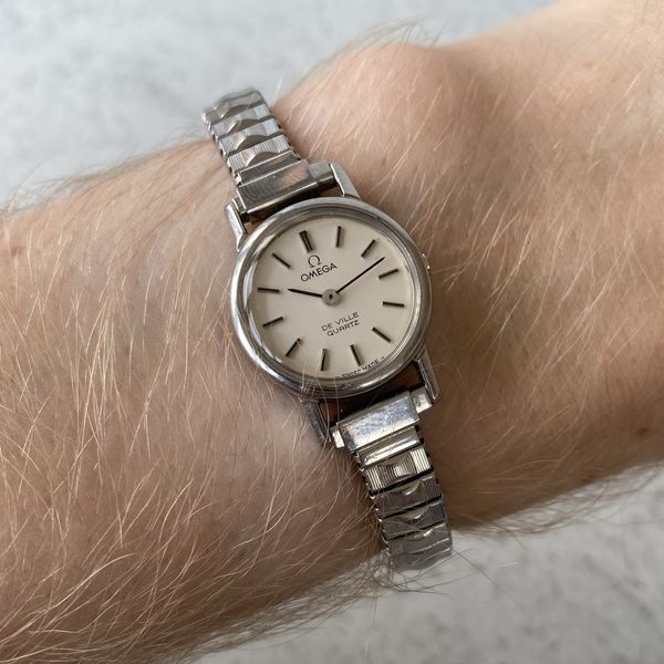 1979 Omega De Ville 591.0011 Ladies Quartz Cal.1350 Watch - Needs Work ...