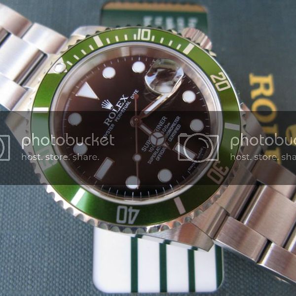 FS: 50th Anniversary Rolex Green Submariner 16610LV in complete package ...