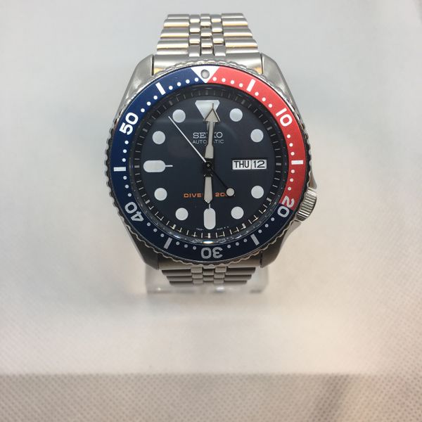 FS: Seiko SKX009 w/extra leather strap | WatchCharts