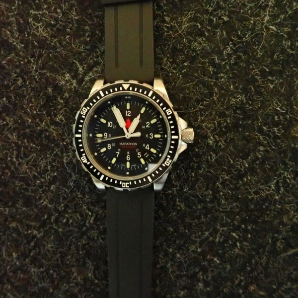 Marathon JSAR Maple Leaf LImited Edition WW194018MPL | WatchCharts ...