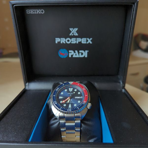 Seiko Prospex "Turtle" Divers "Pepsi" Men's Watch - SRPE99K1 ...