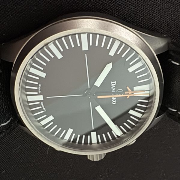 Damasko DC70 central-minutes chronograph | WatchCharts Marketplace