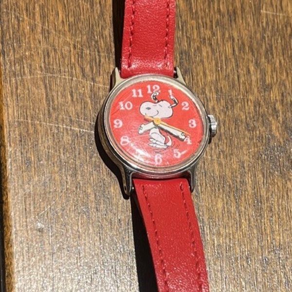 Vintage Red Snoopy Watch . Timex 1970s | WatchCharts Marketplace
