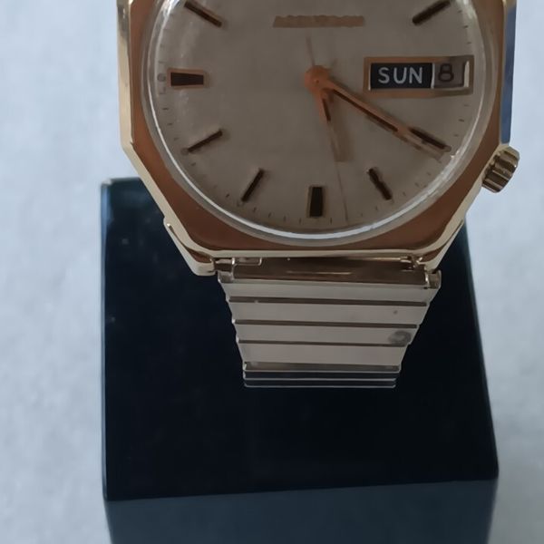 Vintage 2182-1969-M9 Bulova Accutron 14KT Gold Filled Case Octagon NEW ...