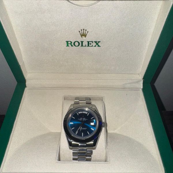 Pre Owned / Broken Rolex Day-Date 41White Gold Watch Fluted Bezel Blue ...