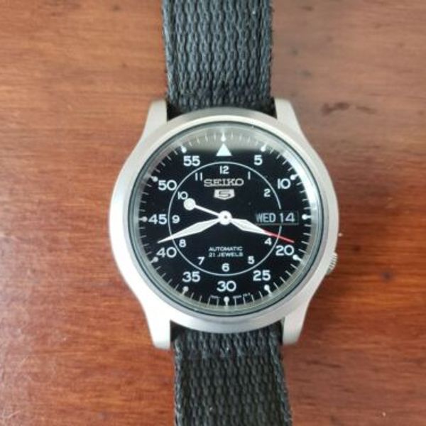SEIKO Men's SNK809 Seiko 5 Automatic Stainless Steel Watch with Black ...