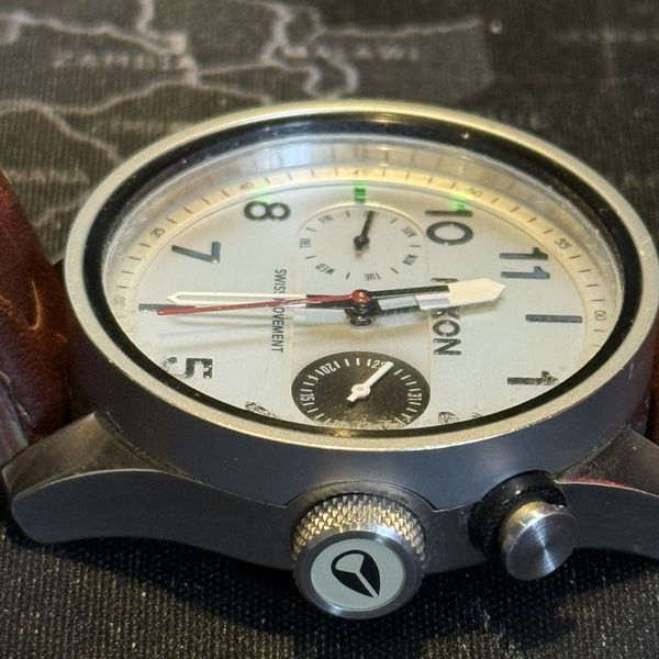 Nixon Men's Watch Safari Deluxe Leather Stainless Steel Swiss Quartz ...