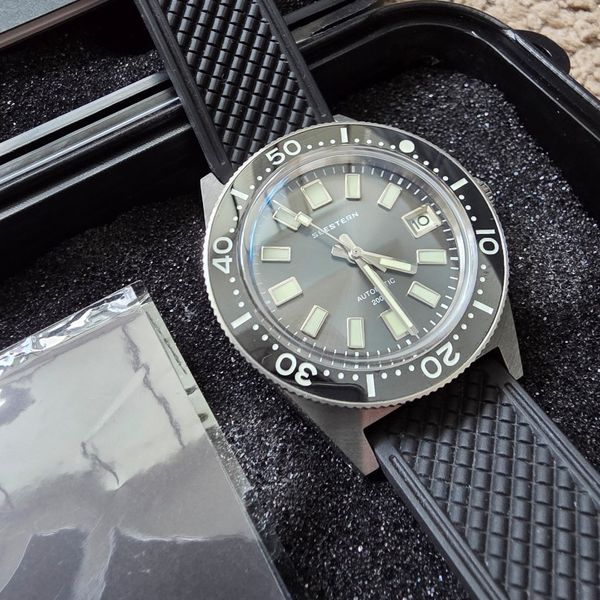 Seestern Sea-Gull ST2130 Automatic Dive Watch | WatchCharts Marketplace