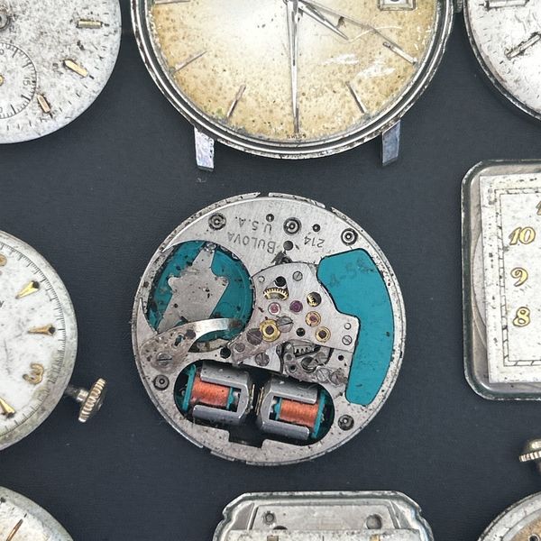 Lot Of 26 Antique Watch Movements & Dials: Bulova Accutron, Longines ...
