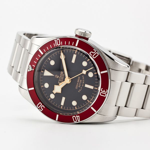 SOLD - Tudor Black Bay Heritage - Red - ETA Movement - 79220R ( mint ...