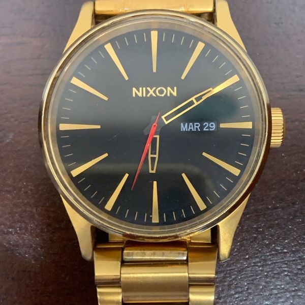Nixon "Never Be Late" The Sentry SS 100M Stainless Steel Gold Color ...