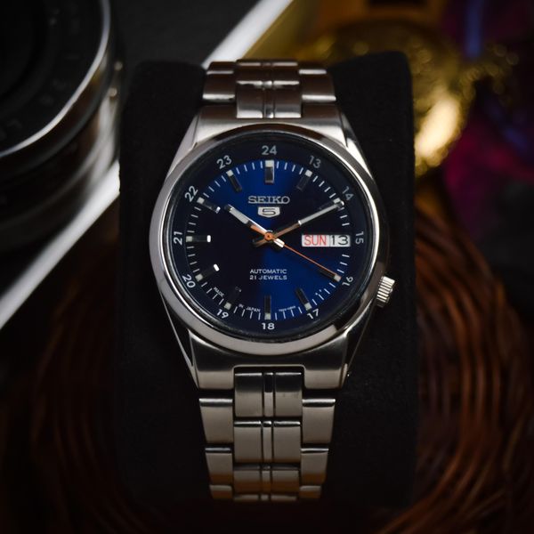 [wts] SEIKO 5 “Railway Time” SNK563 Blue Sunburst Dial w/ Orange ...