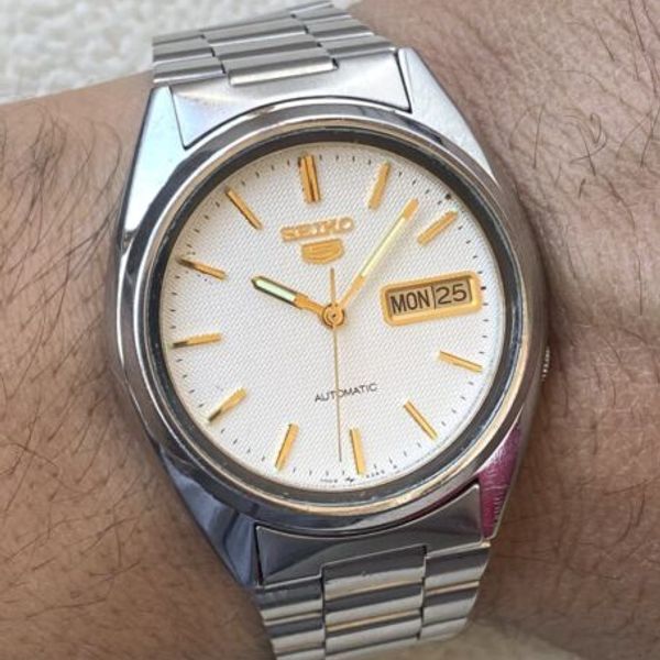 Seiko 5 Mens Automatic Stainless St. Day/Date Silver Dial Gold Indices 7009-3040 | WatchCharts ...