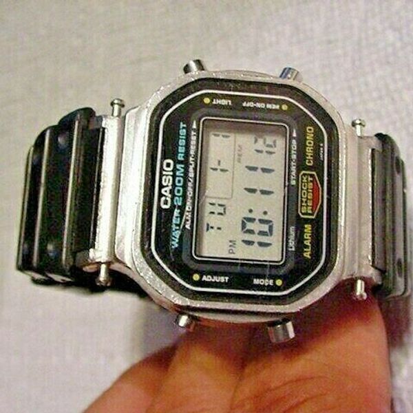 Vintage Casio DW-5600 Module 901 MEN Watch Japan H DIGITAL Alarm Chrono ...