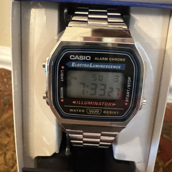 Casio A168W-1, Classic Digital Watch, Chronograph, Alarm, Day/Date, Illuminator | WatchCharts ...