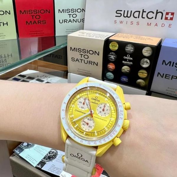 New Swatch x Omega Bioceramic Moonswatch Solar Mission Golden 04 ...