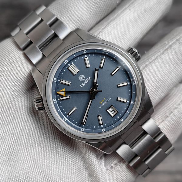 [WTS] Traska Venturer GMT Series 4 Clean - $620 | WatchCharts Marketplace