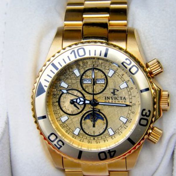 Invicta Limited Edition Valjoux 7751 Moon Phase Chronograph Speedway ...