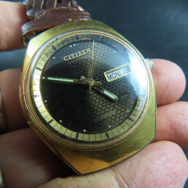 Japan Citizen Daydate Special Dial Automatic Men Watch | WatchCharts ...