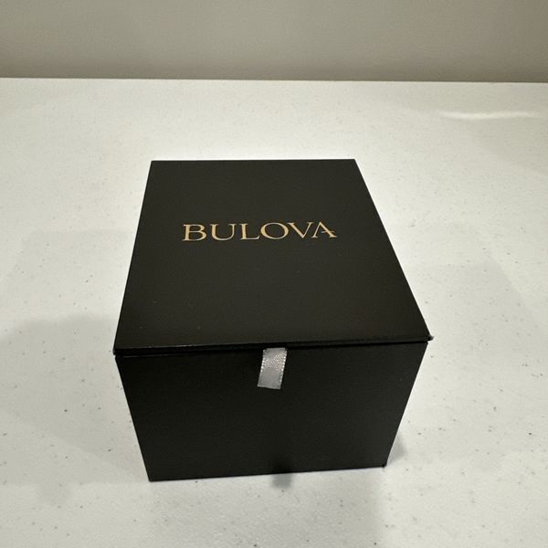 Bulova 98B316 Icon Precisionist eight-hand quartz chronograph movement ...