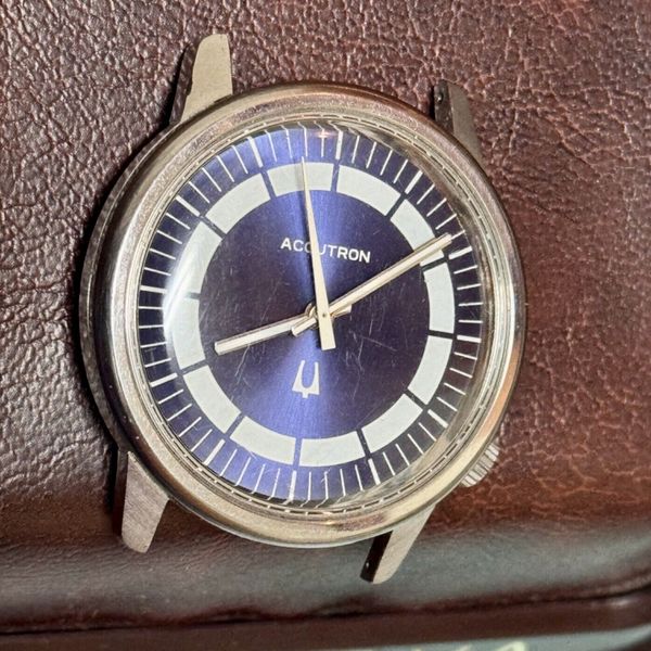 1971 Bulova Accutron Stainless 218 Blue Bull's Eye Dial Vintage Watch ...