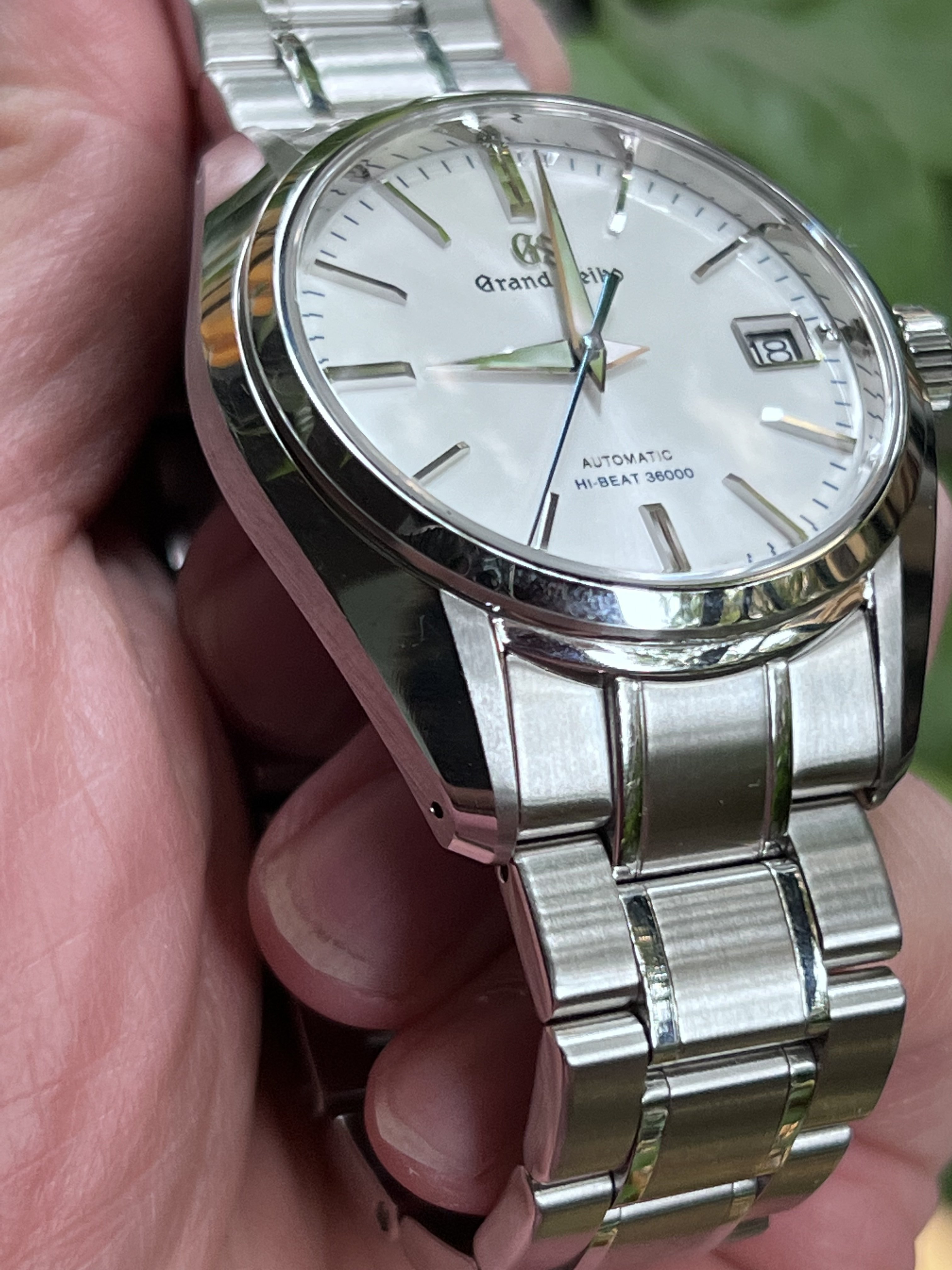 [$3,300 USD] USED GRAND SEIKO SBGH201 - GOOD CONDITION | WatchCharts