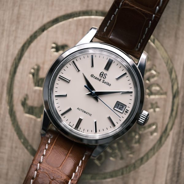 [WTS] Grand Seiko SBGR261 | Cream Dial & Blue Seconds Hand | Excellent ...