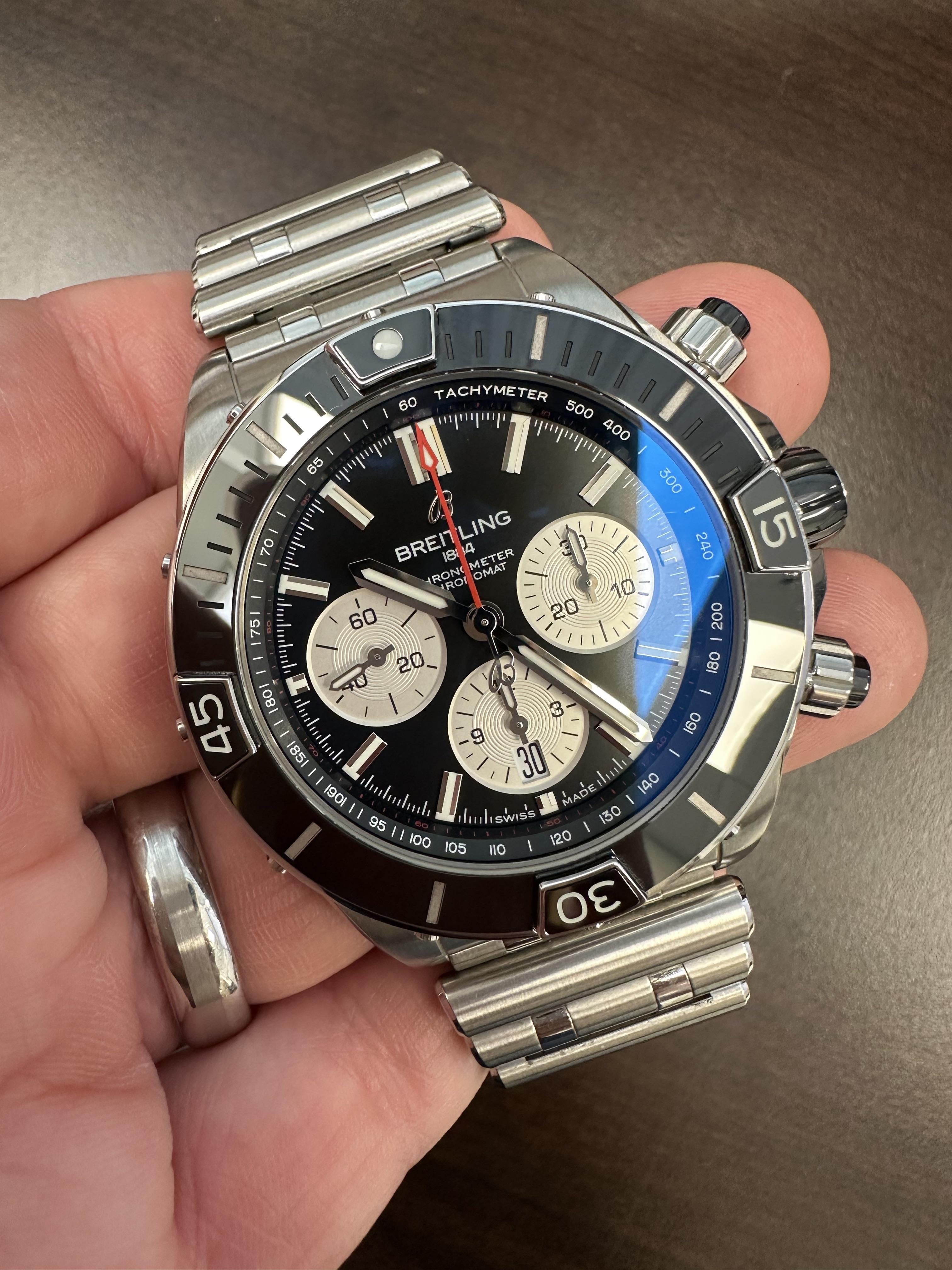 [WTS] Breitling Super Chronomat B01 44mm reference AB0136251B1A1 ...