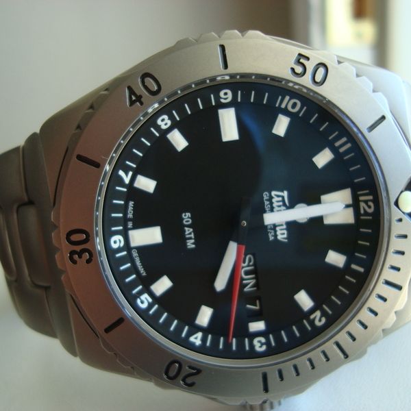 SOLD Tutima M2 Seven Seas 500m titanium diver - NEW MODEL | WatchCharts Marketplace