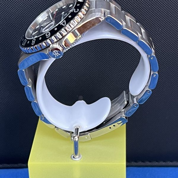 Revue Thommen 17572.2 MG GMT Steel Bracelet Swiss Made Green Black ...