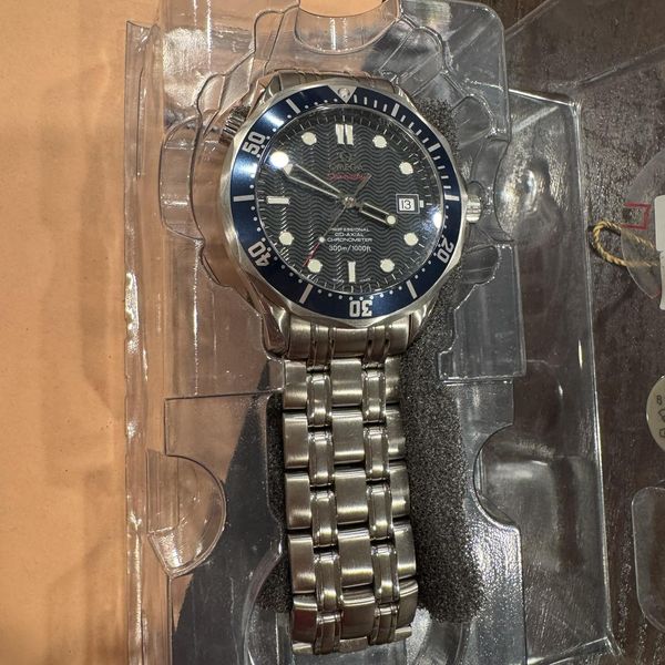 [WTS] Omega Seamaster Bond 2220.80 Full Set | WatchCharts Marketplace