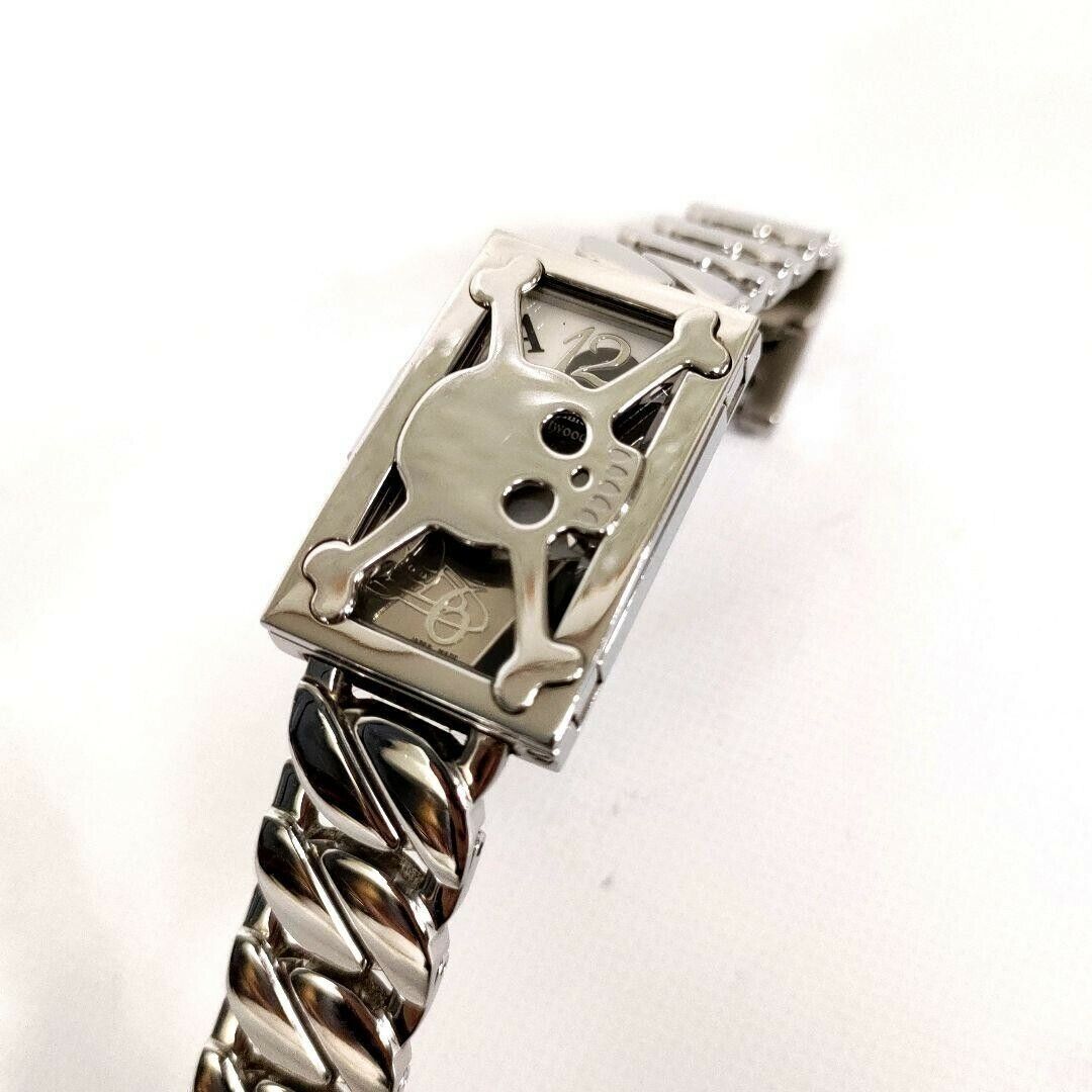 Vivienne Westwood Skull Watch Watch Silver Battery Replaced Vivienne Westwood Skull Watch Watch Silver Battery Replaced