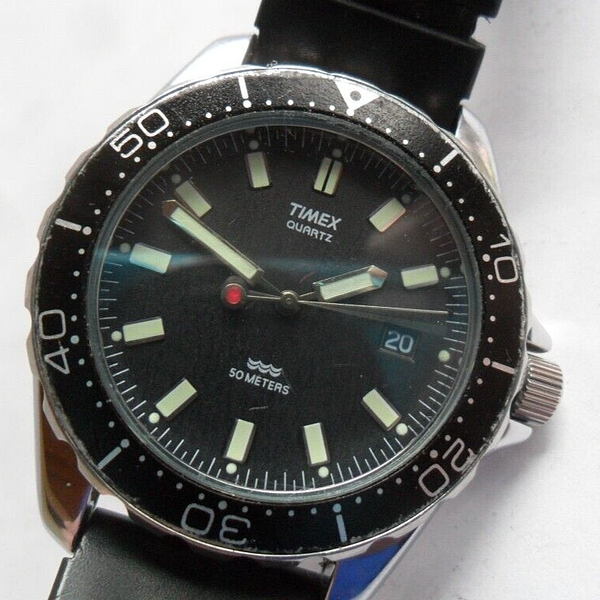 Clean Classic 38 mm Used Men's Timex Quartz Diver's WR50 Vintage Watch ...
